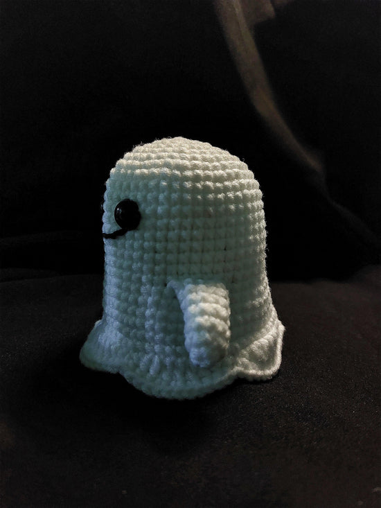 Cute Ghost Pattern – KnotNookCo