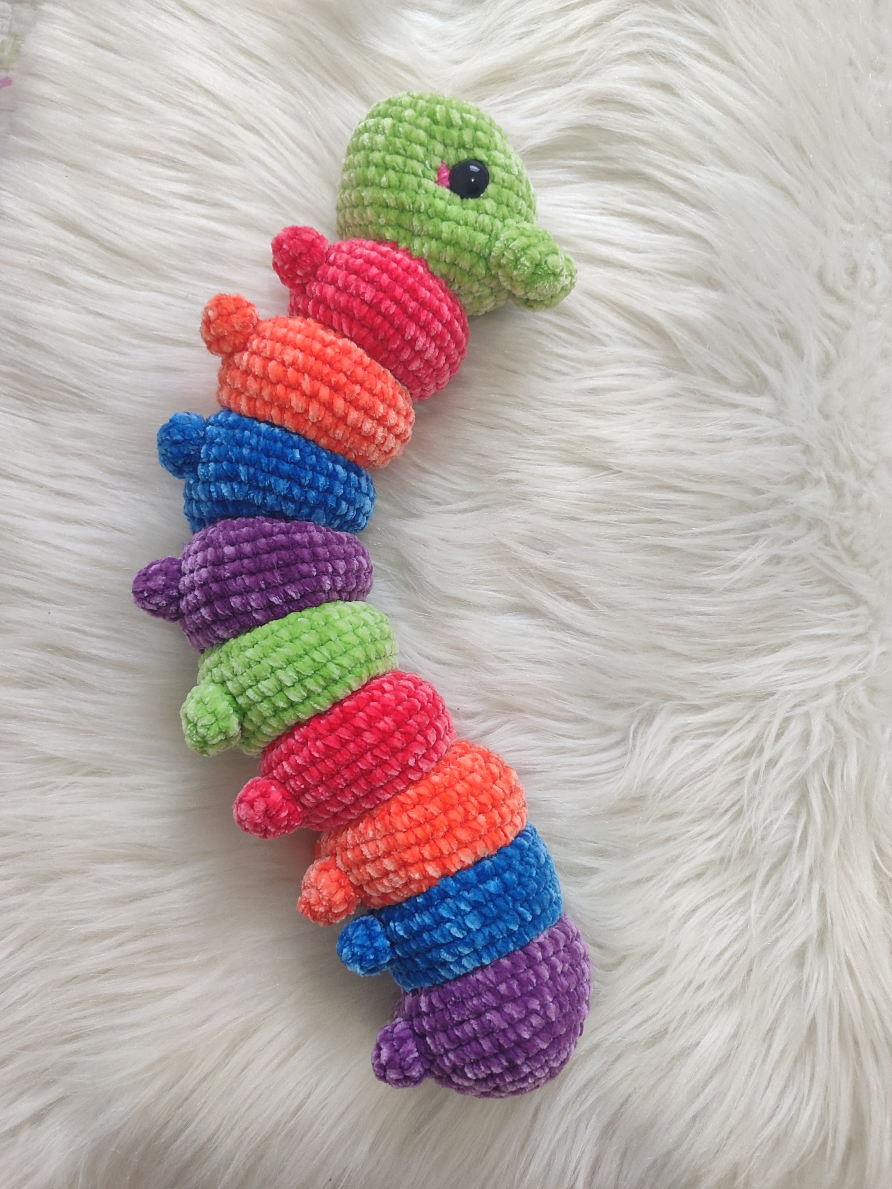 Caterpillar Pattern – KnotNookCo